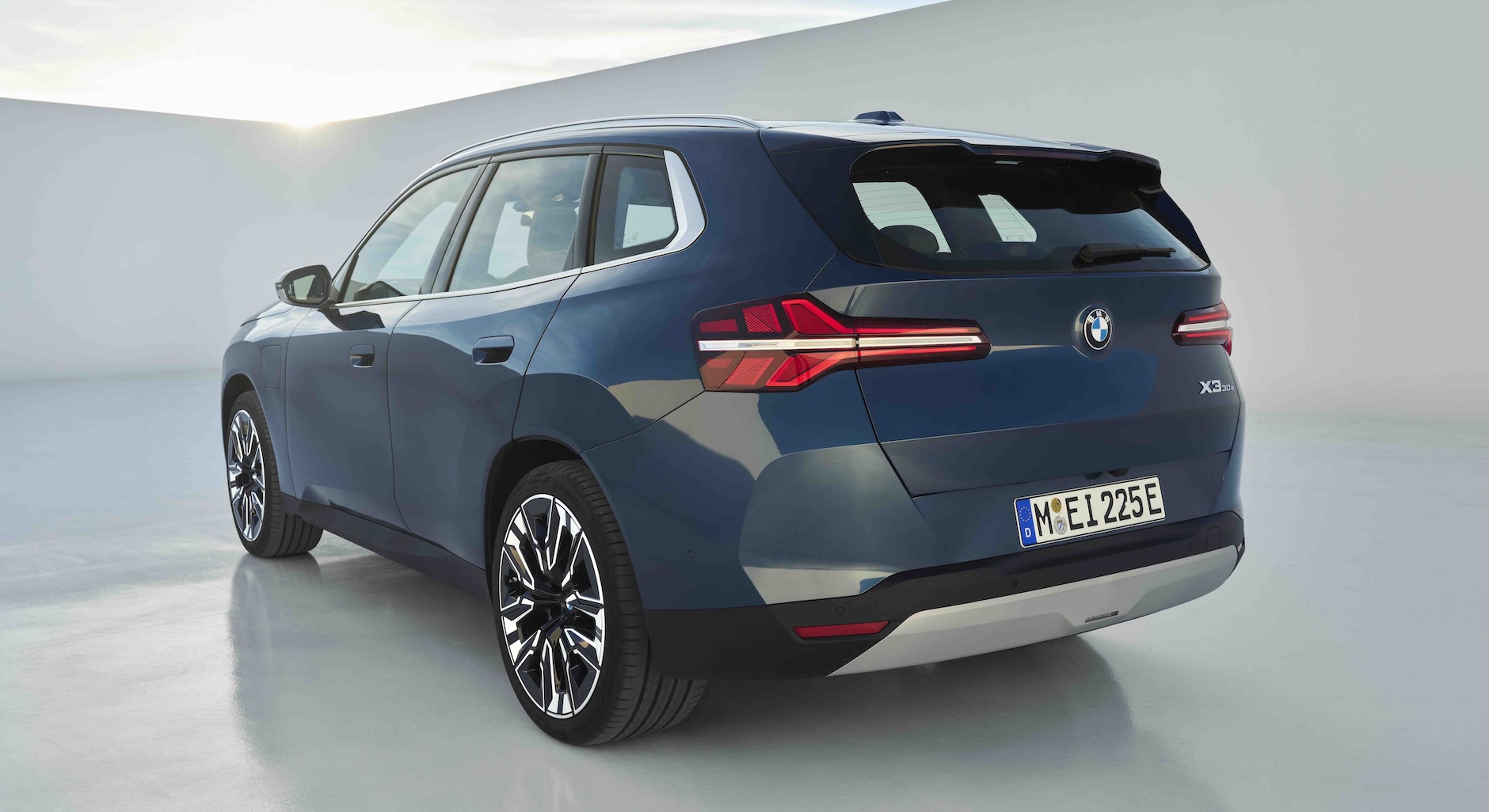 2025 BMW X3 HYBRIDE RECHARGEABLE TEST D'AUTONOMIE - Proefritten